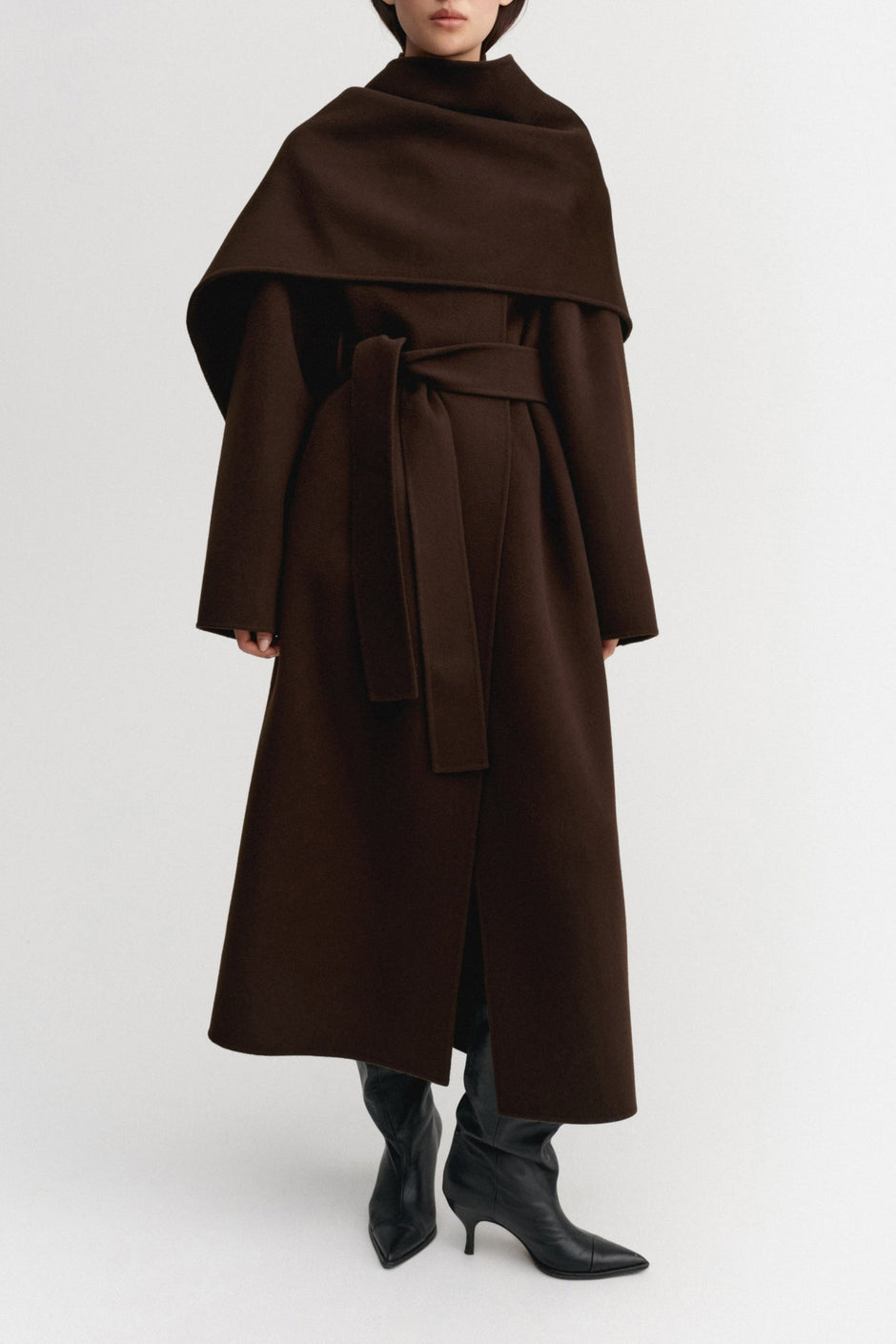 Almada Label – anitahass.com