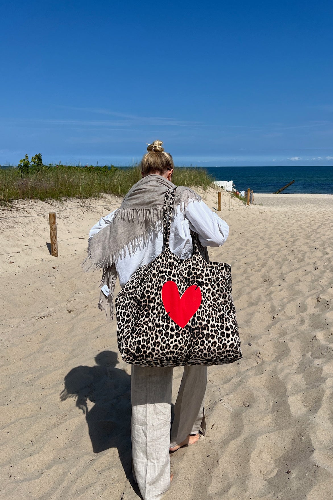 Shopper 'Heart' in Leo – anitahass.com